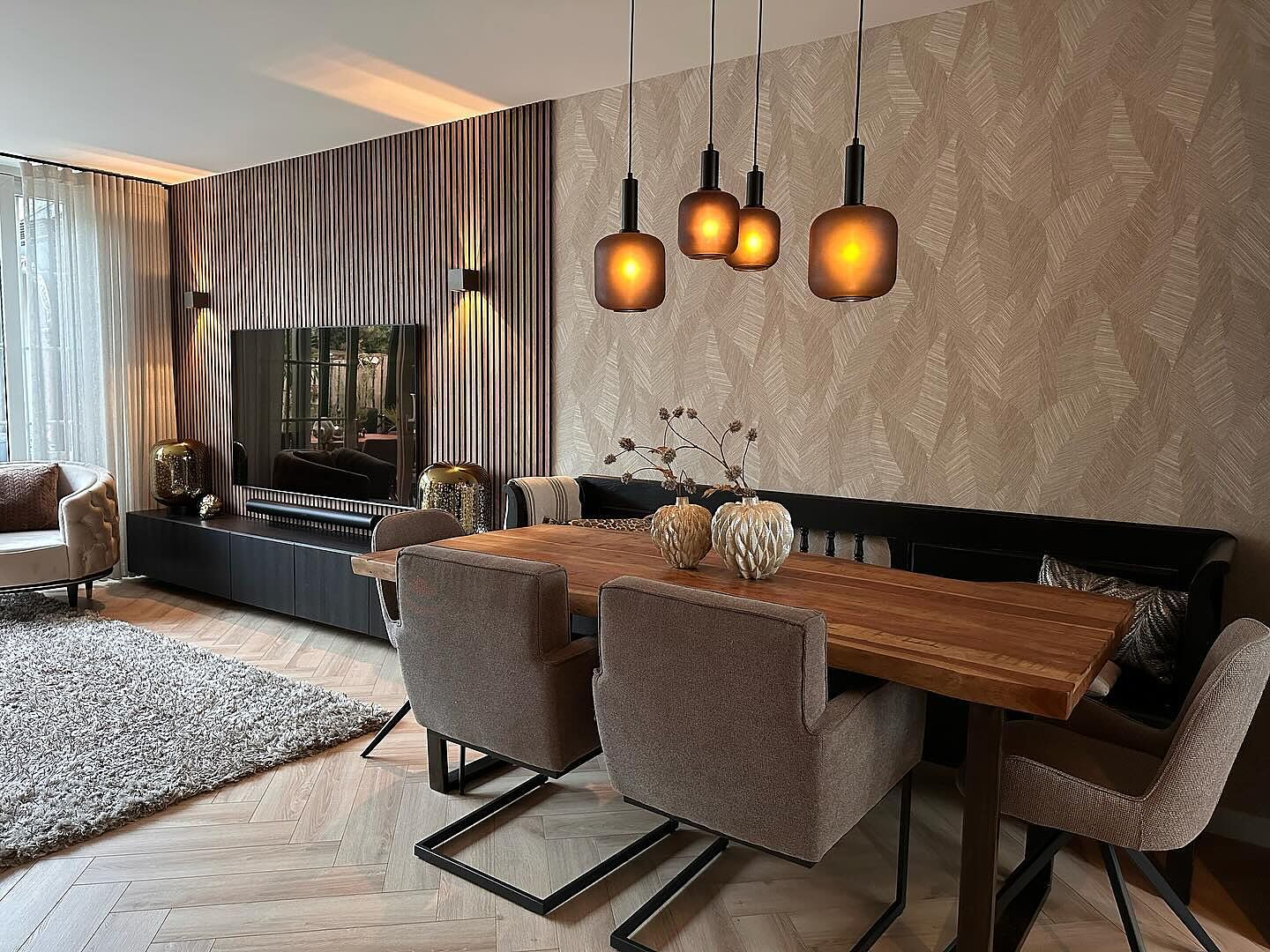 Lucide lighting - Illuminates your world.